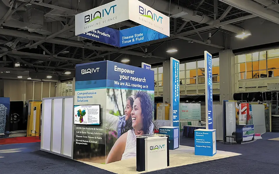 20×20 Custom Island Rental Exhibit for SOT | BioIVT